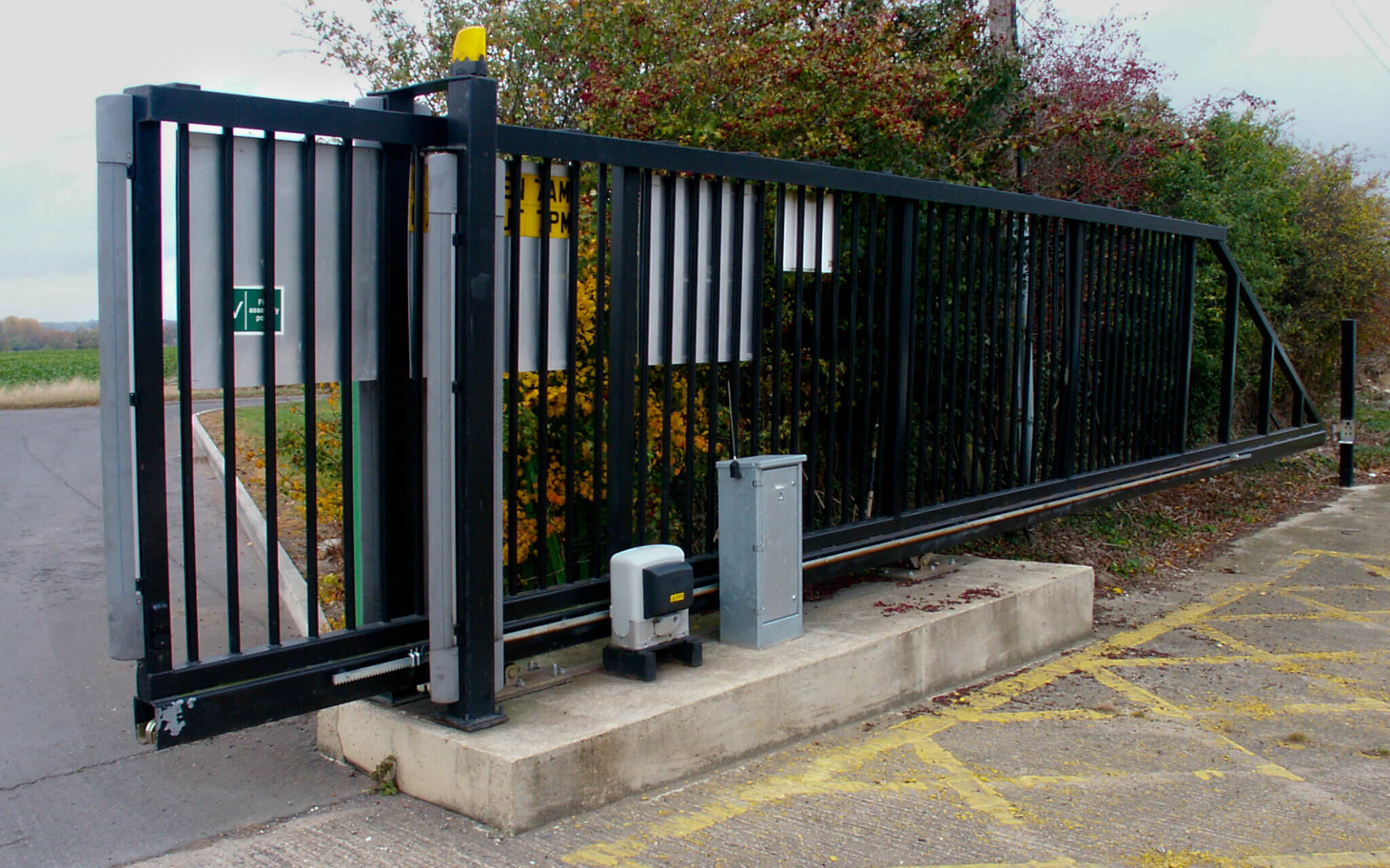 Sliding Gates For Driveways And It's Top Benefits | Smart Access Solutions